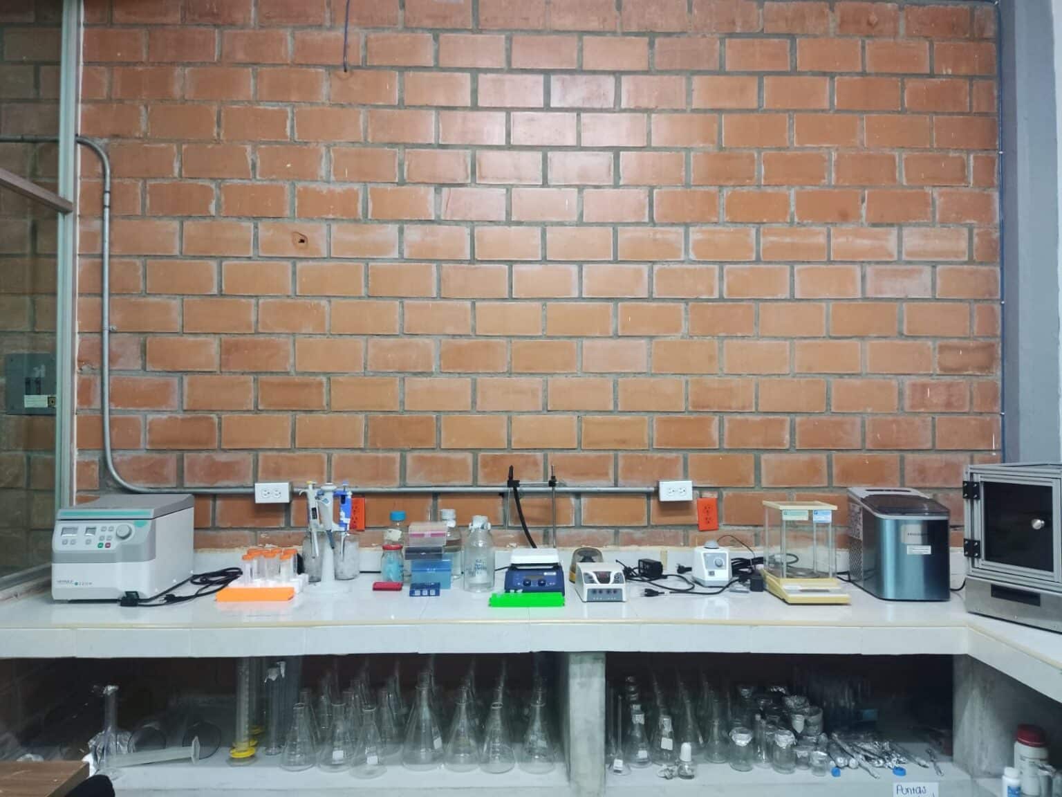 Impulsan la consolidación del Laboratorio de Investigación Científica ...